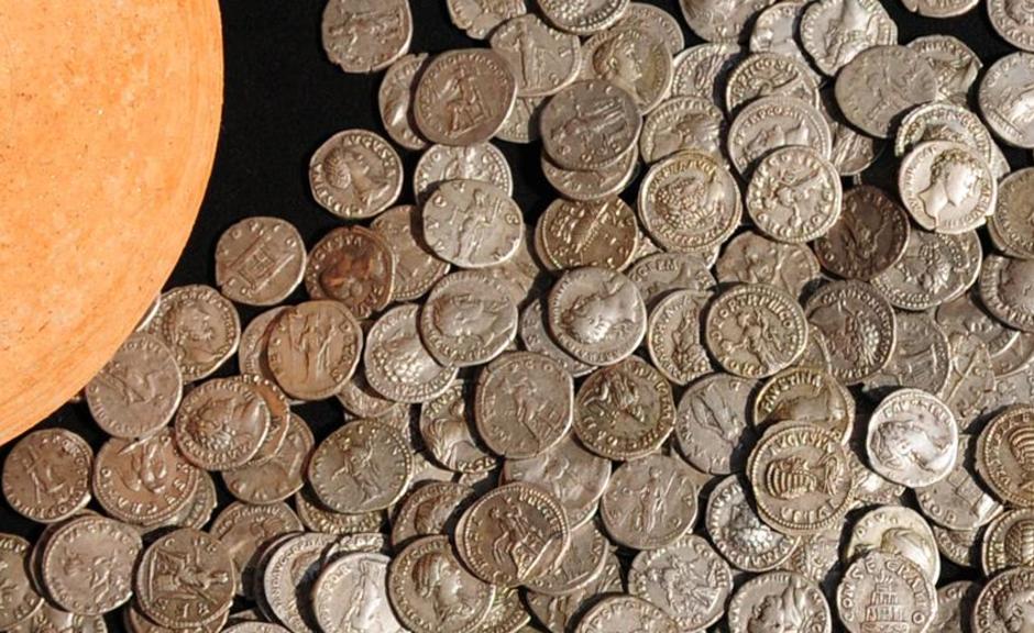 Coin Hoards of the Roman Empire | Gardens, Libraries & Museums