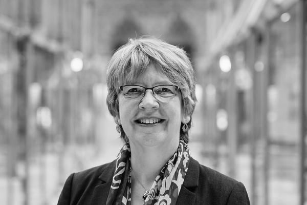 Contact us | Gardens, Libraries & Museums